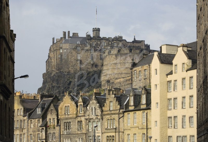 Edinburgh Castle & Grassmarket, Edinburgh Postcard (H Std CB) - Colin ...