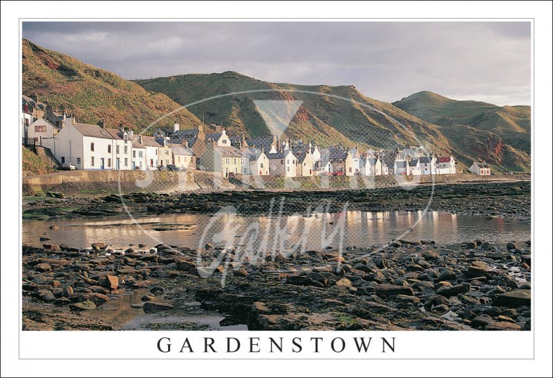 Gardenstown Postcard (H SG) - Stirling Gallery