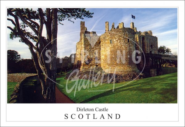 Dirleton Castle - Scotland Postcard (H SG) - Stirling Gallery