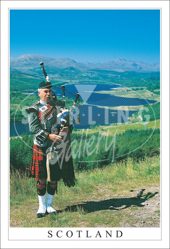 Piper - Scotland, Loch Garry Postcard (V SG) - Stirling Gallery